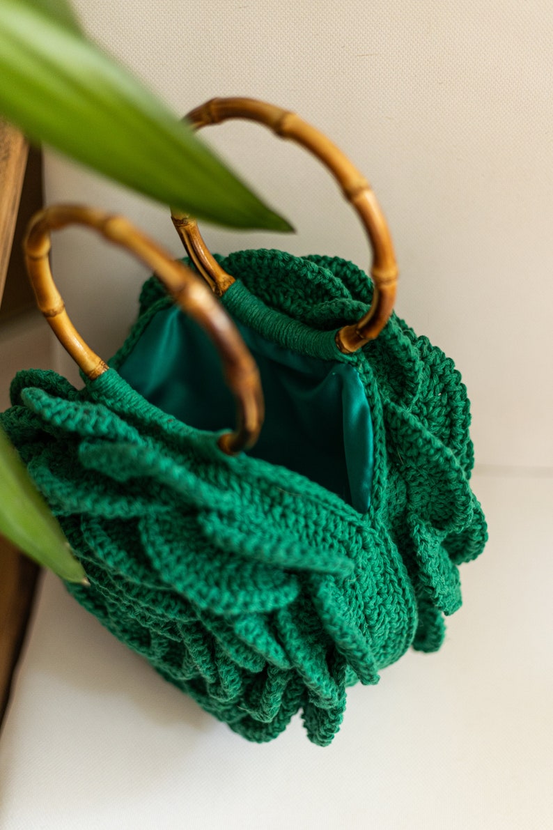 Rose Crochet Bag Pattern and Step-by-step Video Tutorial, Crochet ...