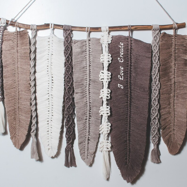 Macrame Pattern Feathers Wall Hanging, Feathers Macrame Video Tutorial ...