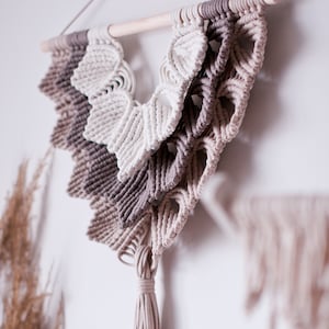 DIY Macrame Pattern Wall Hanging, Beginner's Macrame Tutorial, Create Macrame Wall Hanging With ...