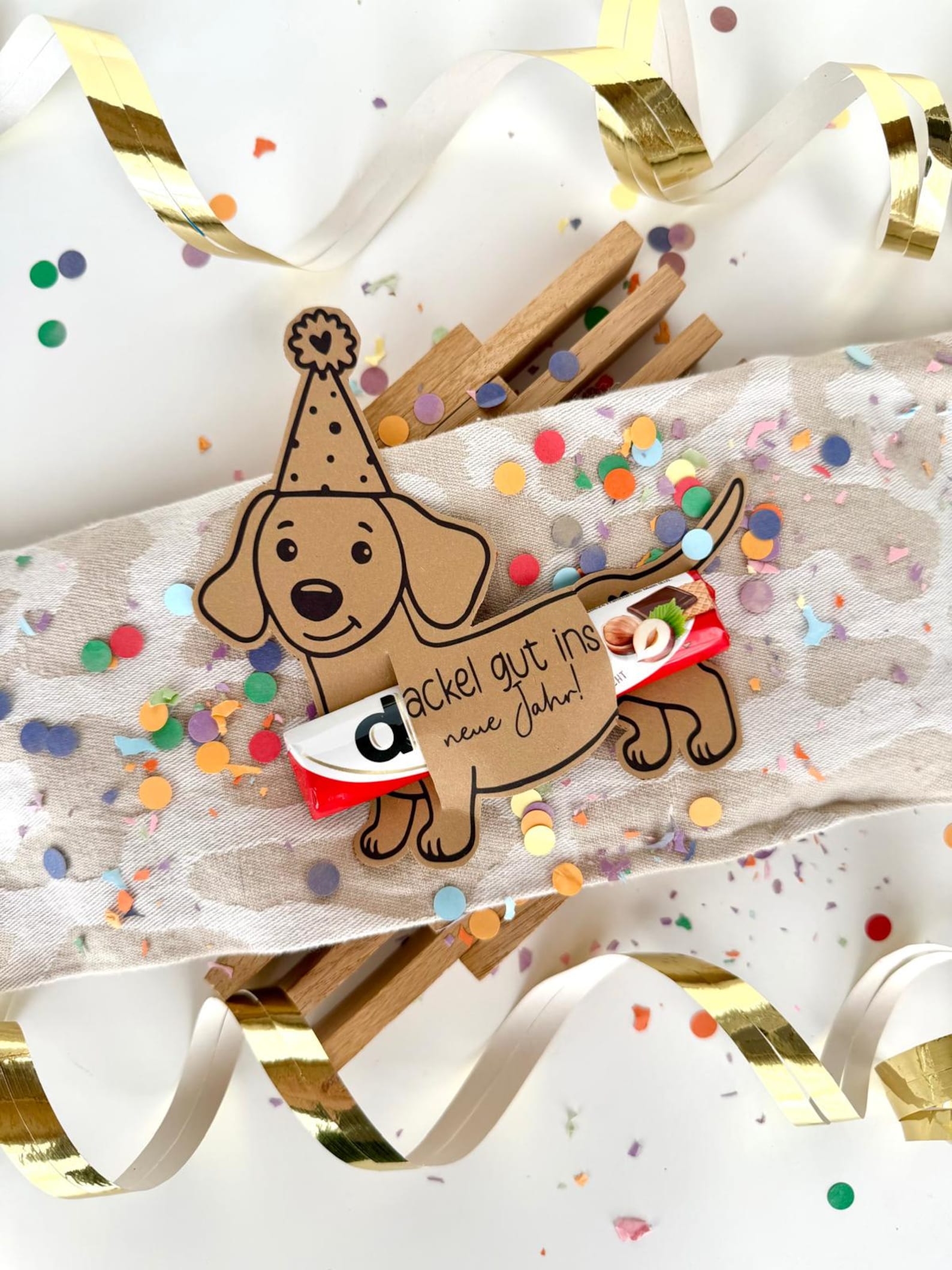 Druckvorlage Dackel Silvester neues Jahr 2026, Bastelvorlage ...