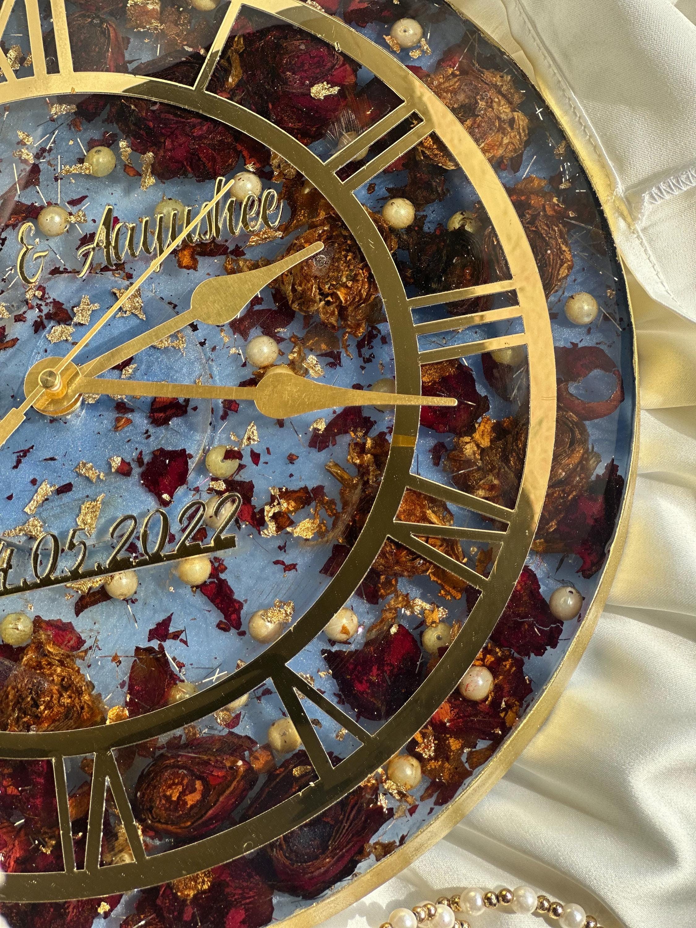 Handmade Resin Flower Clock: Pressed Floral Art, Unique Home Decor - Etsy
