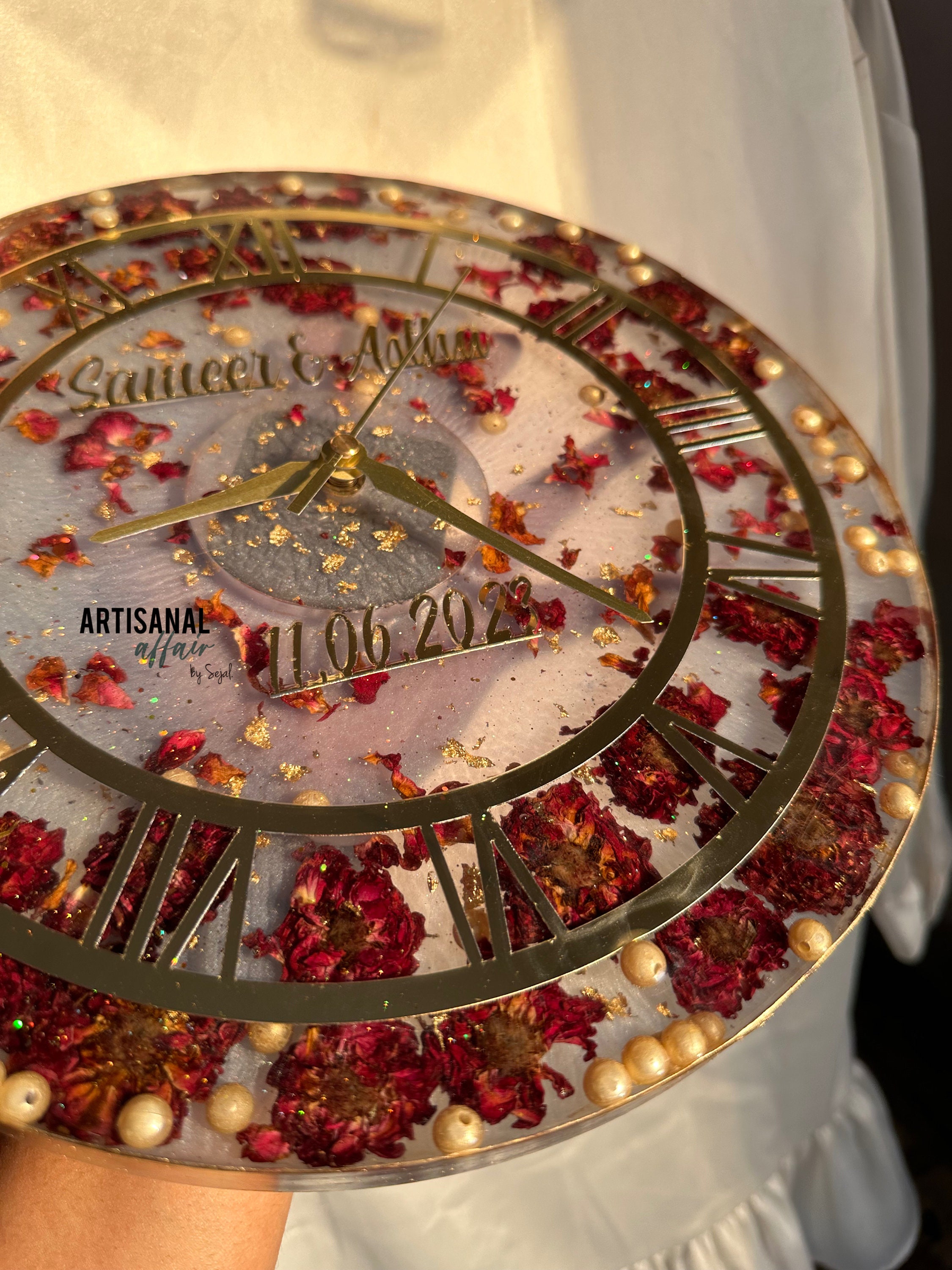 Pressed Flower Resin Wall Clock | Floral Handmade Clock | Unique Home ...