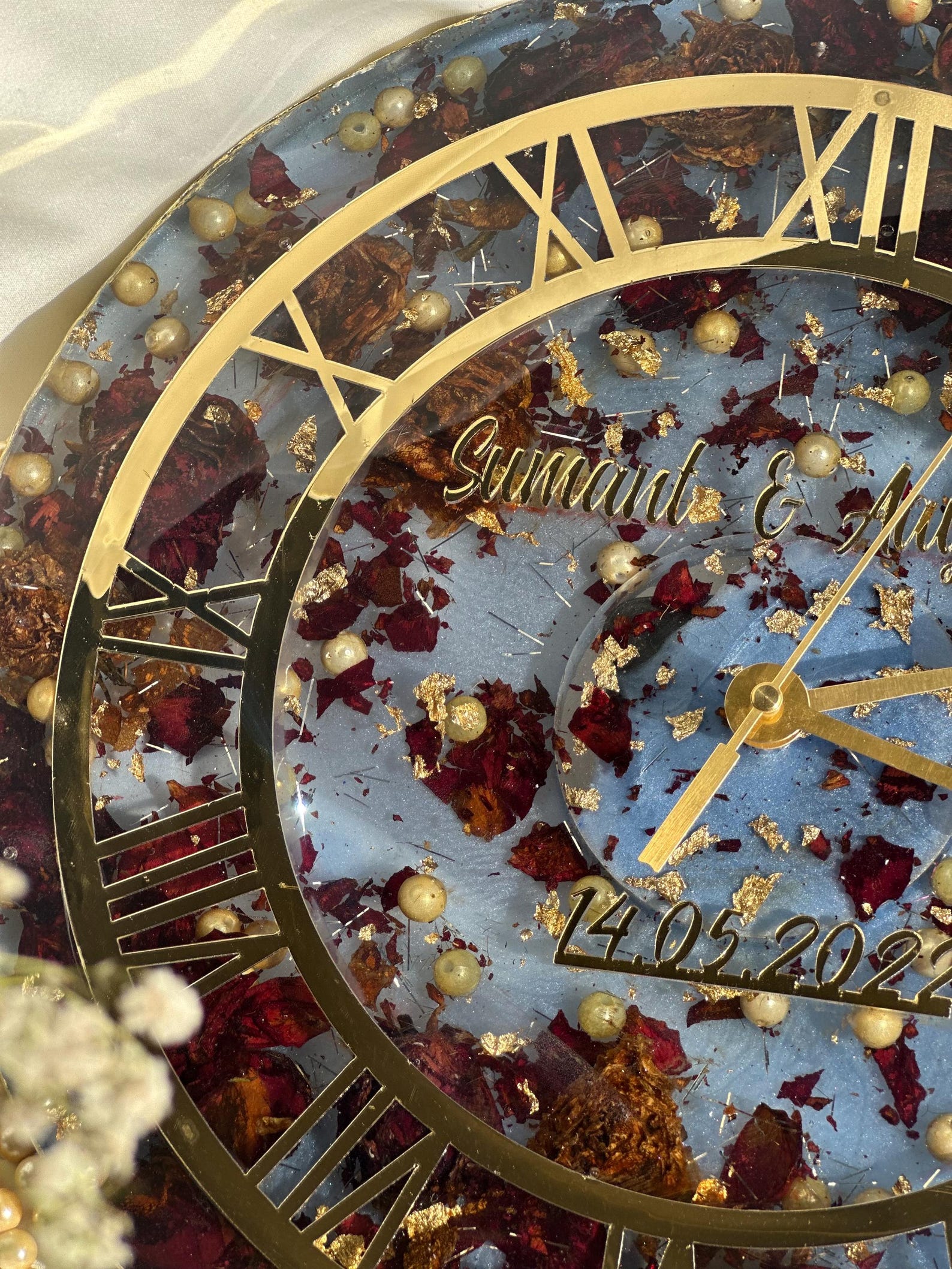 Handmade Resin Flower Clock: Pressed Floral Art, Unique Home Decor - Etsy