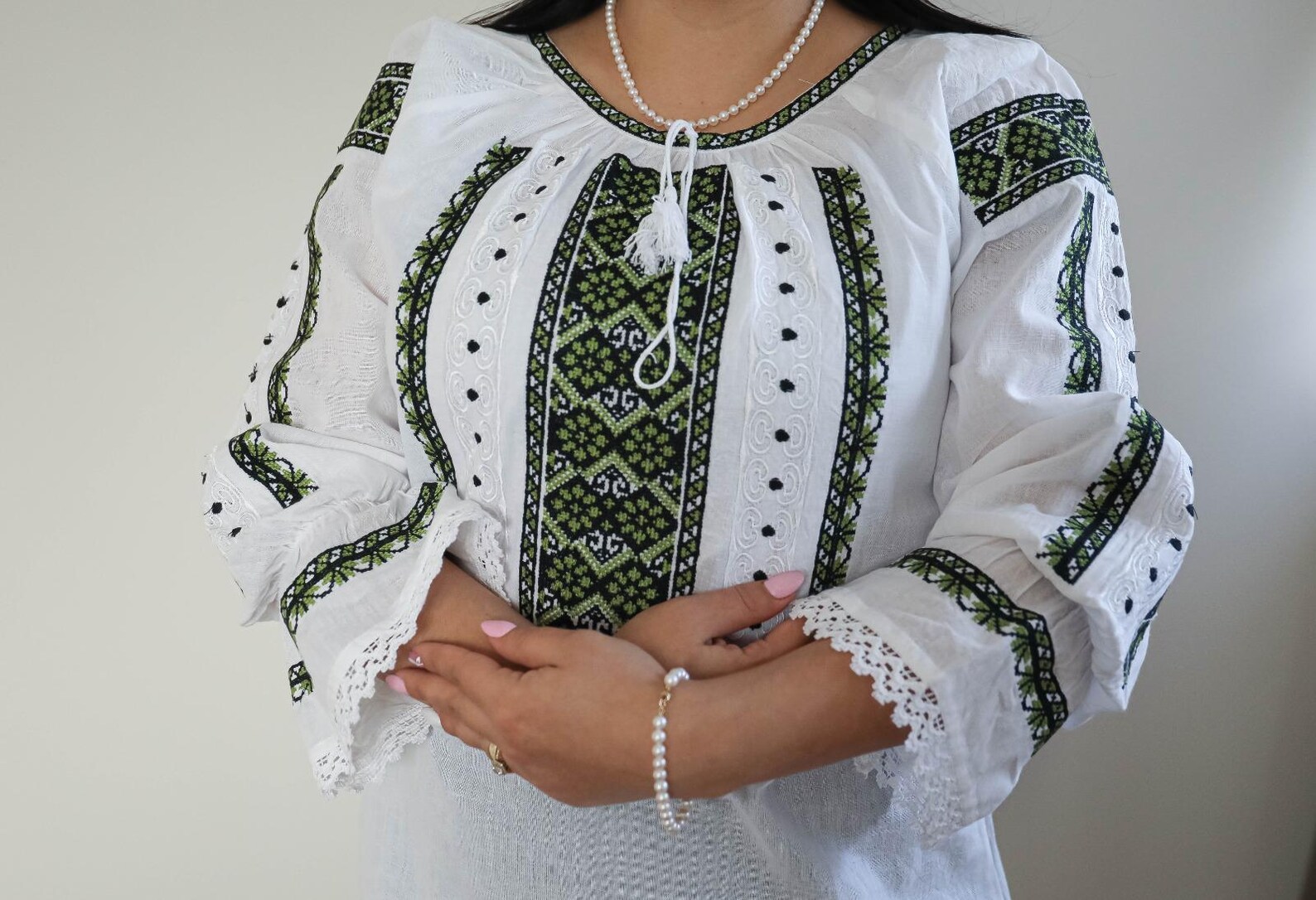 Flower of Romania Traditional Blouse With Hand Embroidered Floral ...