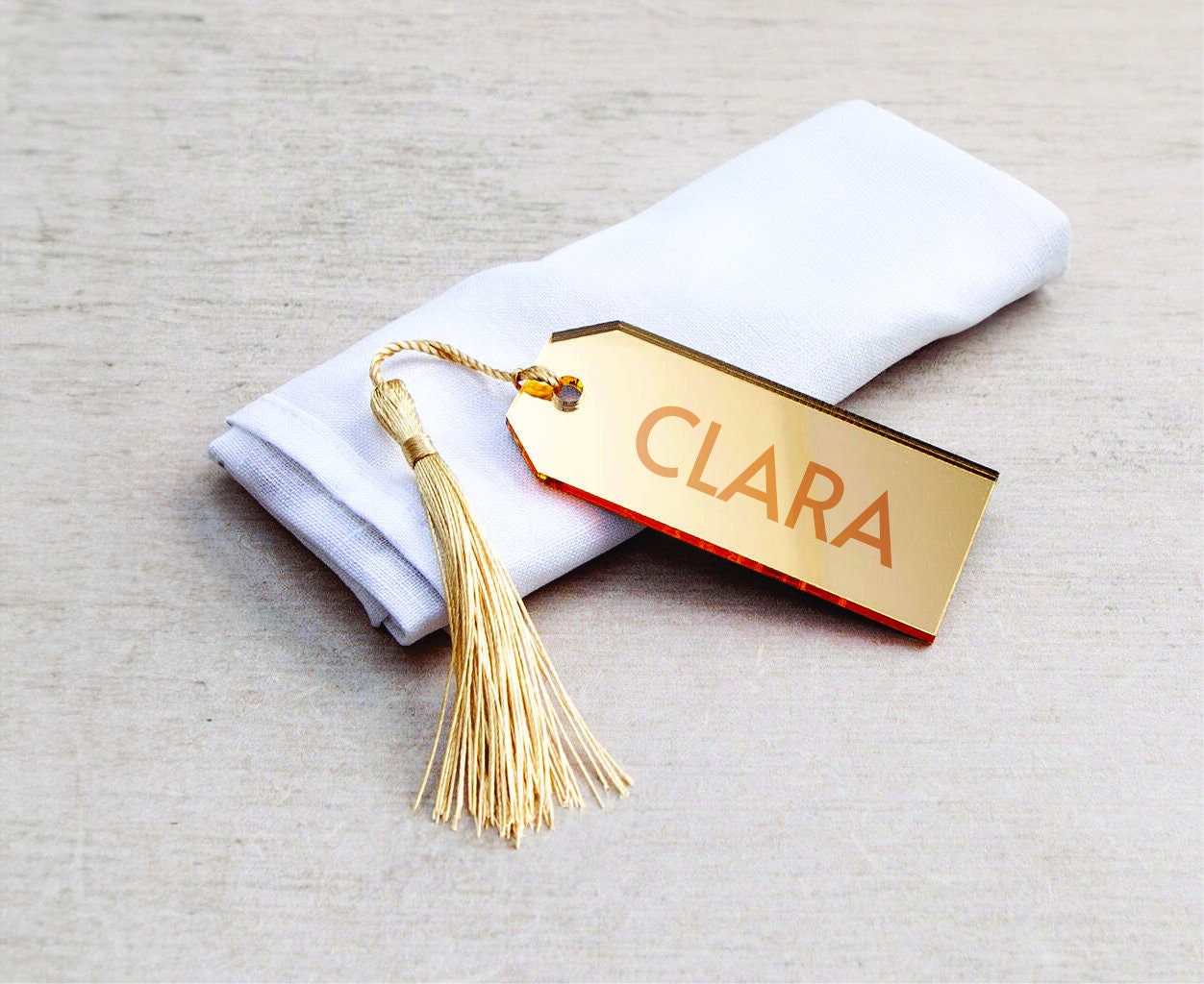 Elegant Gold & Silver Mirror Acrylic Wedding Table Name Cards With ...