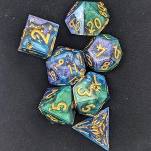 Jester's Gambit Dnd Dice Set D&D Dice Resin Dice Set Sharp Edge Dice ...