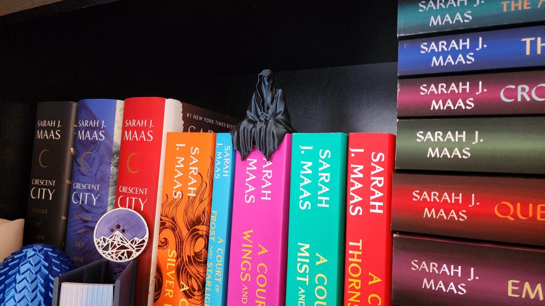 3D Printed Suriel With Teacup - ACOTAR Shelf Decor - Etsy
