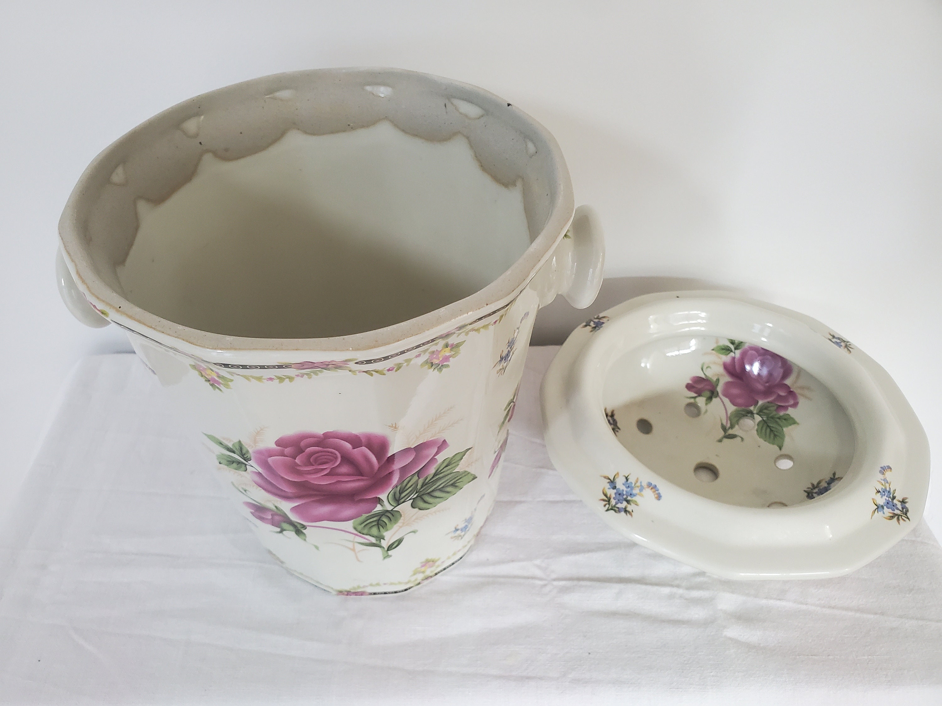 RARE: Old Iron Stone Hand Washing Bucket - Etsy