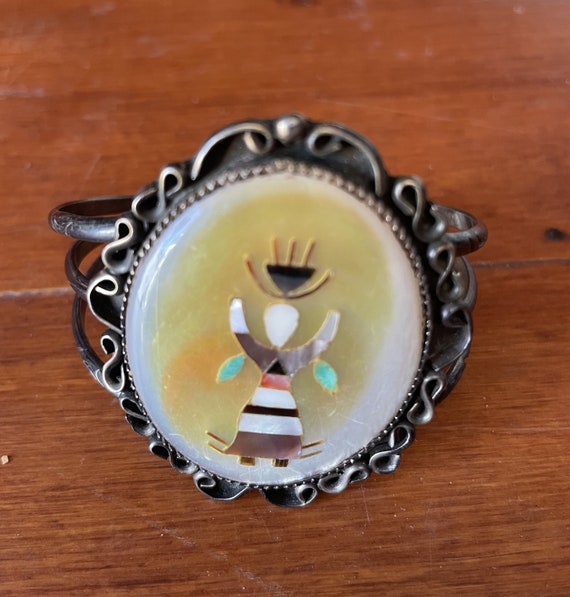 Vintage Native American Signed MOP/Stone Inlay Cuff B… - Gem