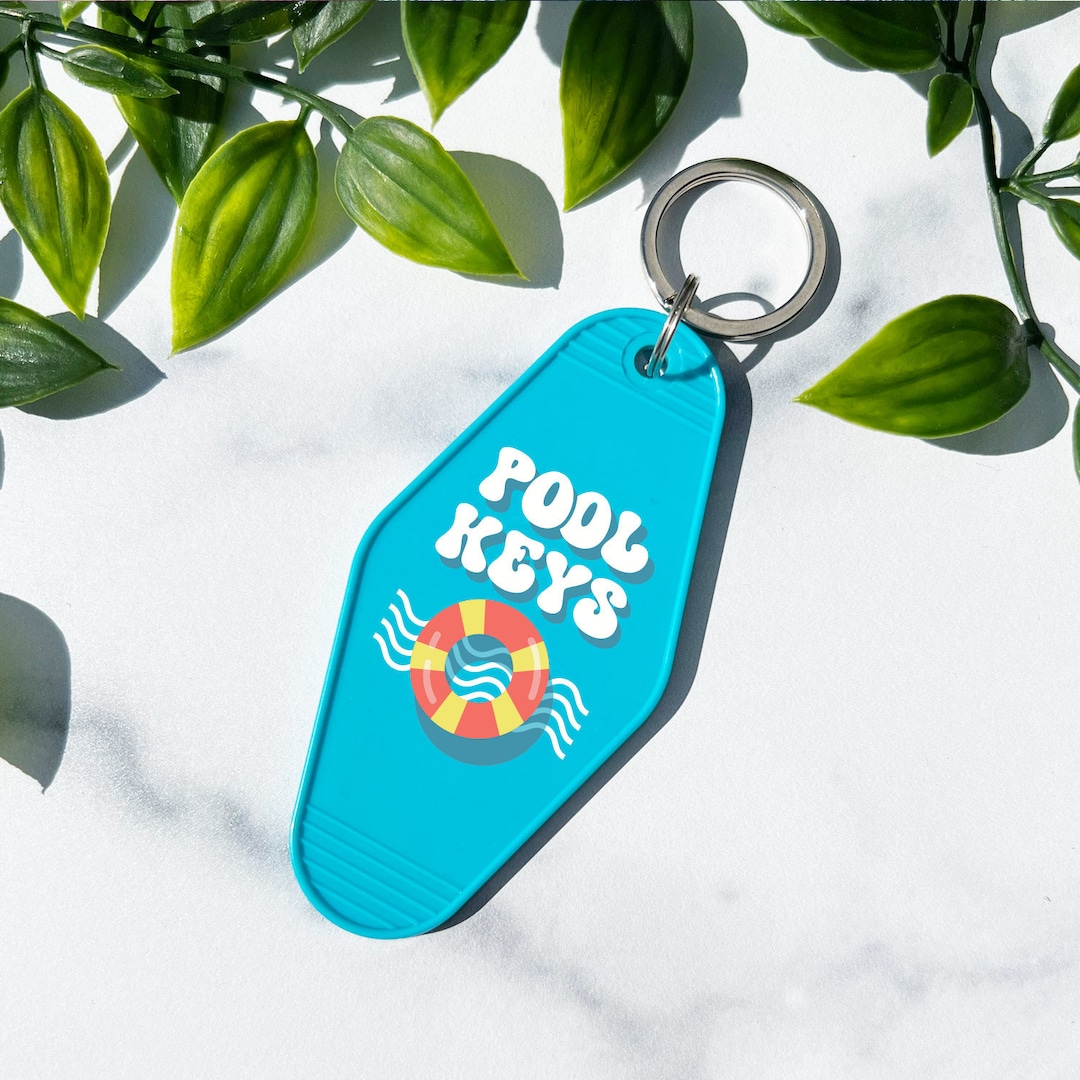 Pool Keys Motel Keychain, Cute Retro Style Keychain Gift, Housewarming ...
