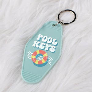Pool Keys Motel Keychain, Cute Retro Style Keychain Gift, Housewarming ...