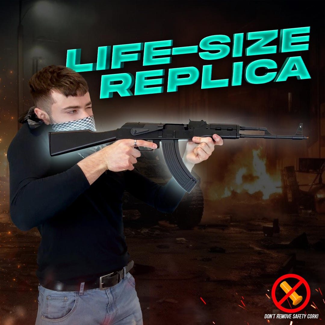 Cosplay Prop / Wall Art Life-size, 2 Removable Magazines, Wall Stickies ...