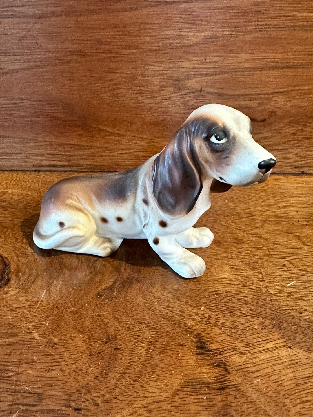 Vintage 1960's Hand Painted Porcelain Basset Hound Figurine - Etsy
