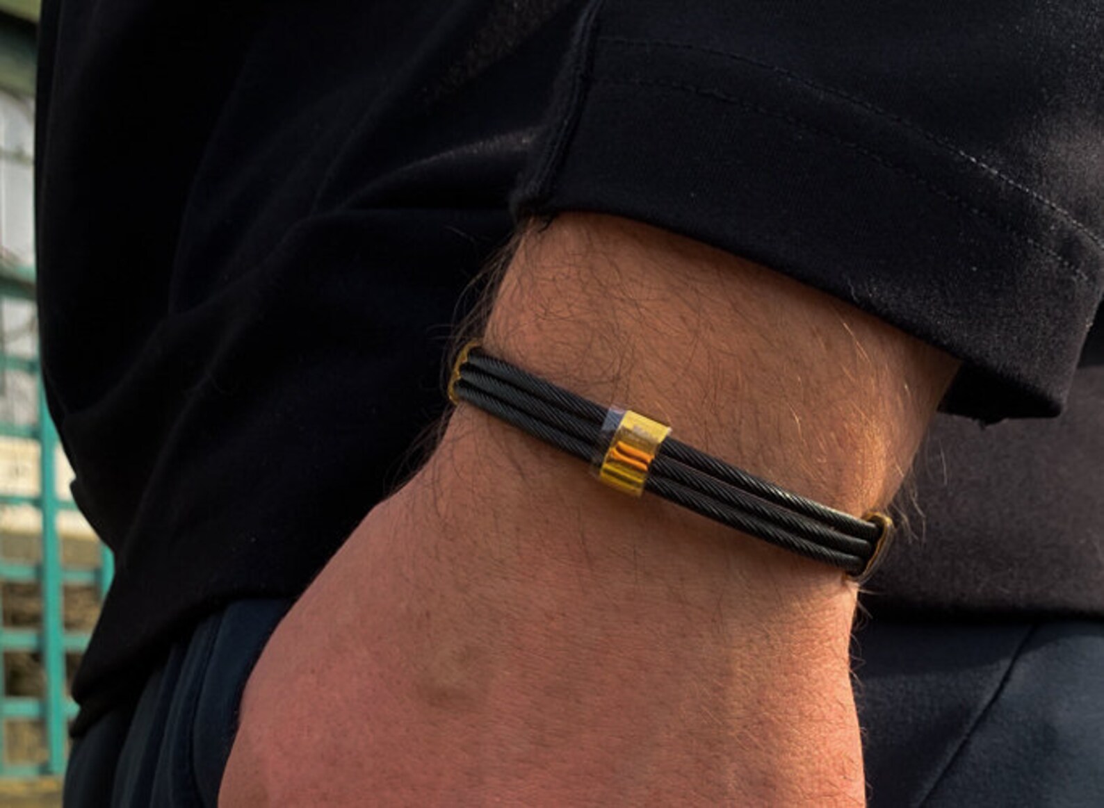 Men's Anti-anxiety Bracelet in Black & Gold - Thoughtful Stress Relief ...
