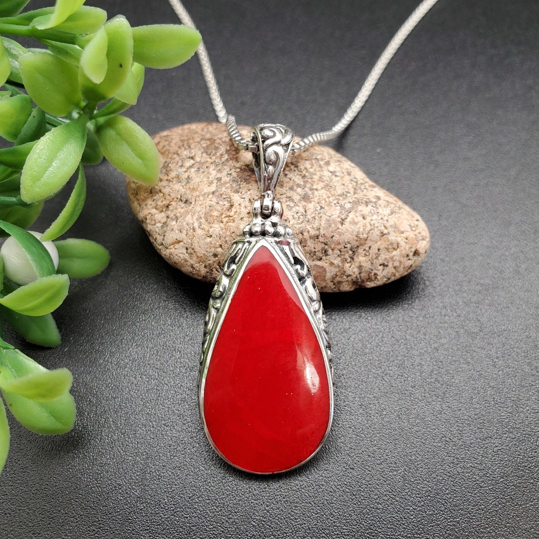 ATS-AYU235 | Simple Red Coral Necklace Pendant Option With Silver Chain ...