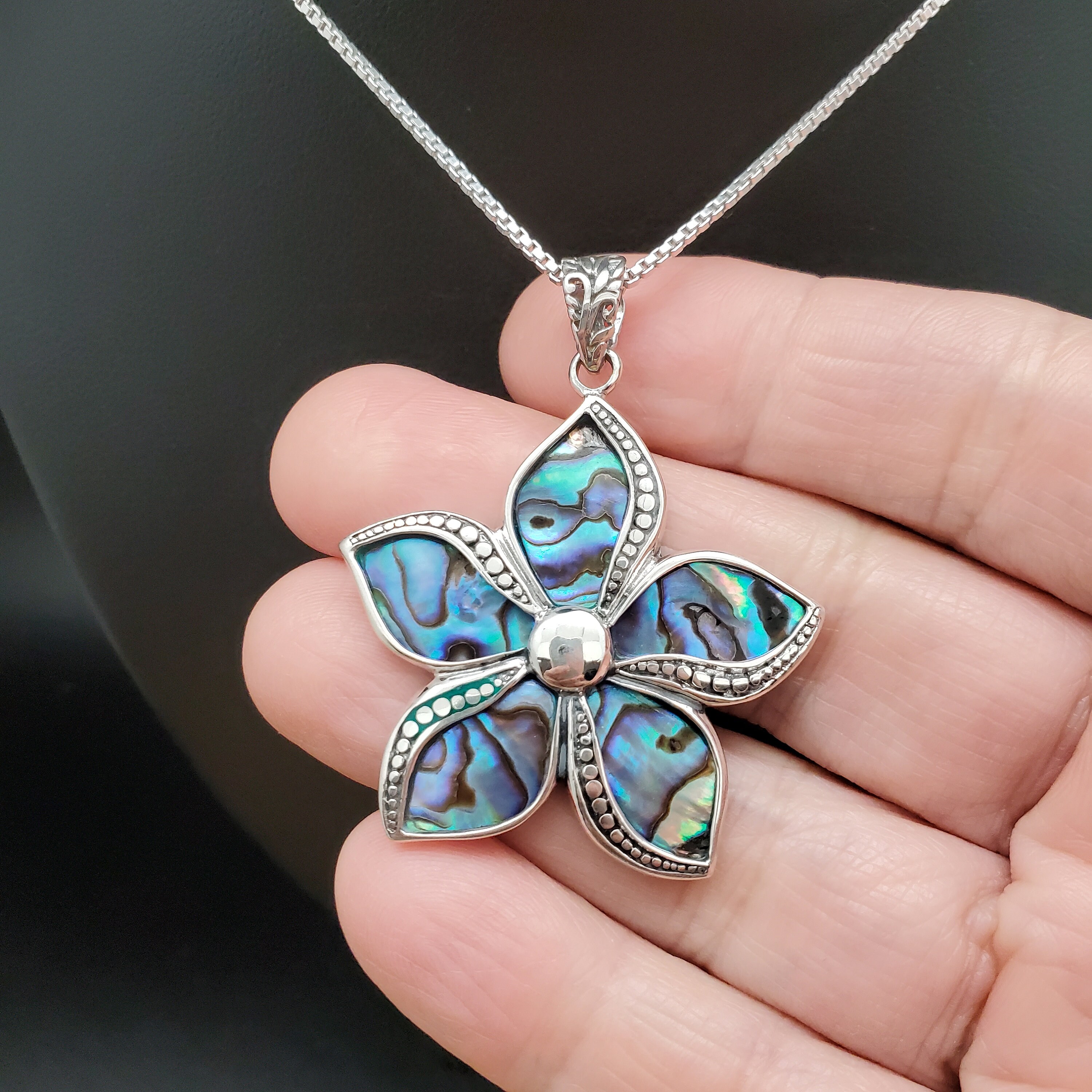 ATS-AYU054 Big Inlaid Abalone Shell Inlay Flower Necklace - Etsy
