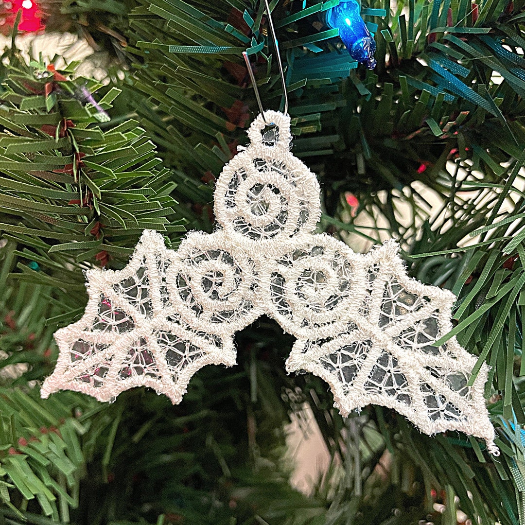 In the Hoop Mistletoe, Lace Christmas Ornament Machine Embroidery ...