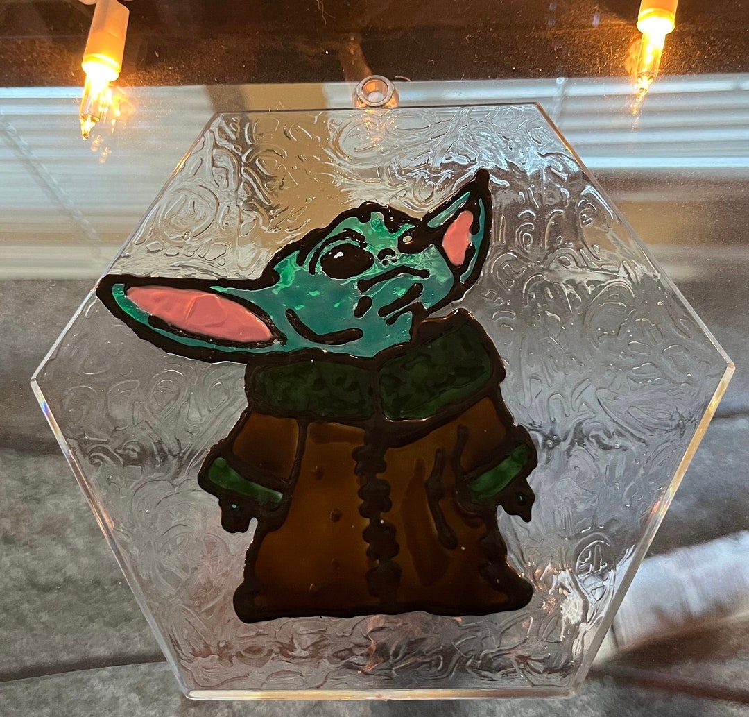 6 Diameter Suncatcher: Cute Baby Yoda grogu Hand Painted Gallery Glass ...