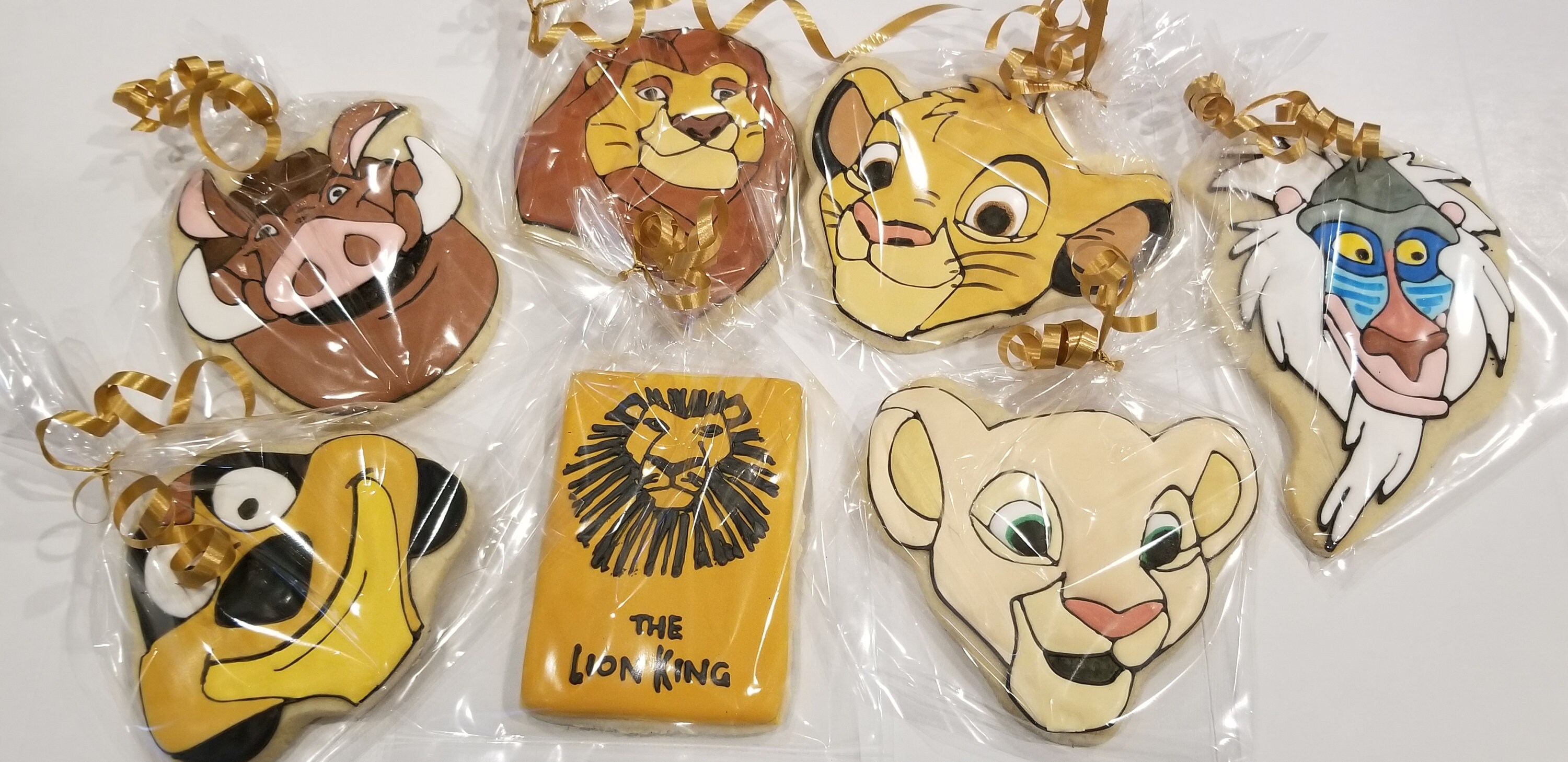 12 Lion King-themed Decorated Sugar Cookies - Hakuna Matata for Your ...