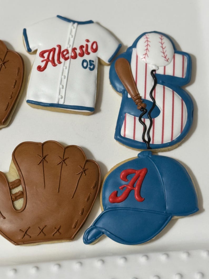Baseball-themed Decorated Sugar Cookies – Set of 12 - Etsy