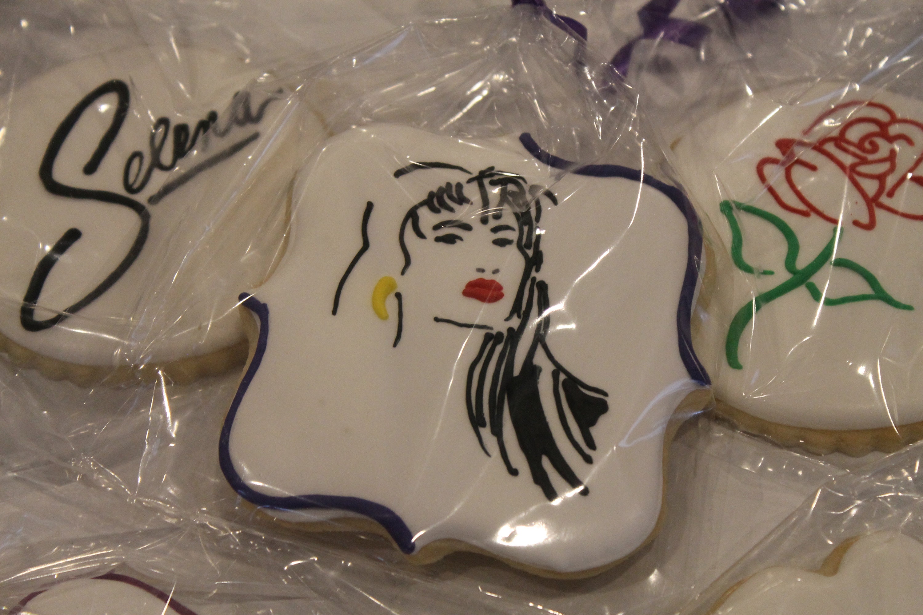 12 Selena-themed Decorated Sugar Cookies A Tribute to the - Etsy