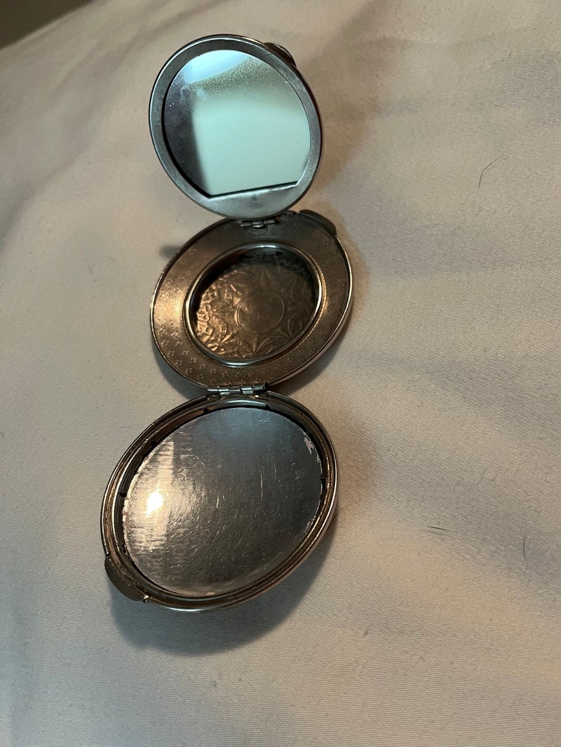 Richard Hudnut 3 Flowers Compact - Etsy