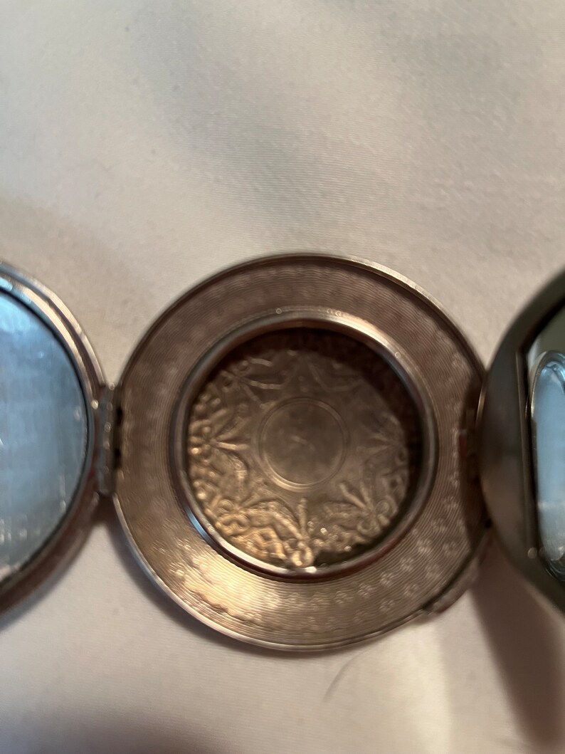 Richard Hudnut 3 Flowers Compact - Etsy