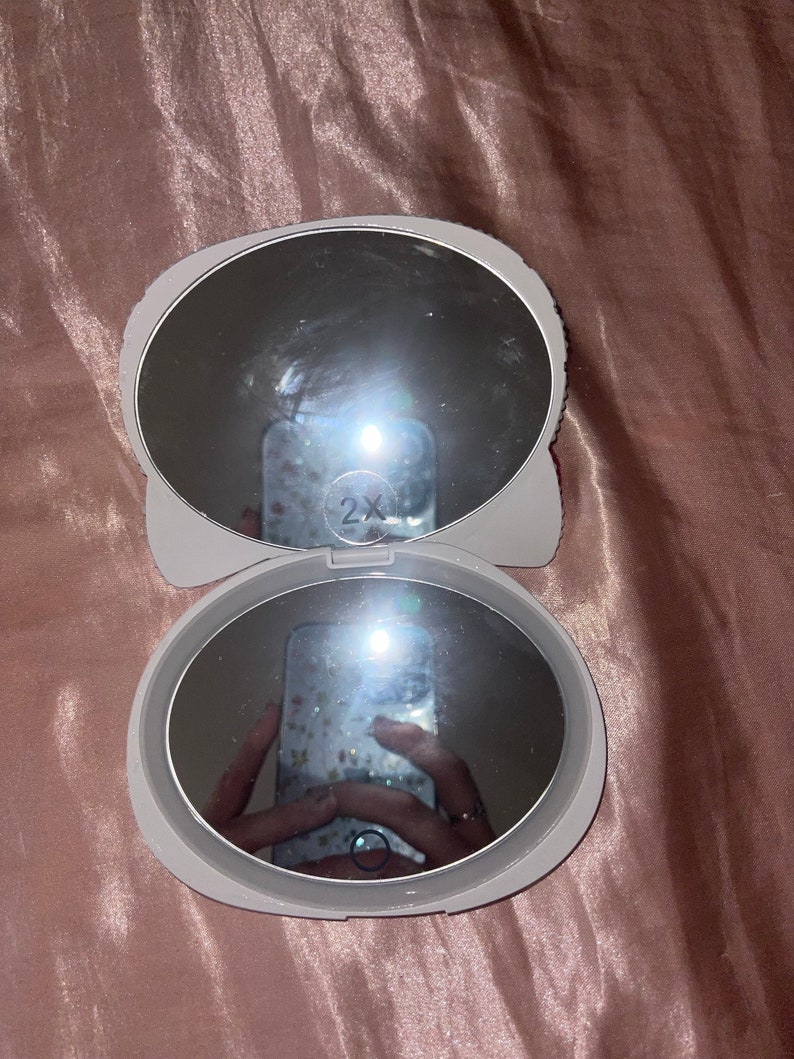 Bedazzled Hello Kitty Light-up Mirror - Etsy