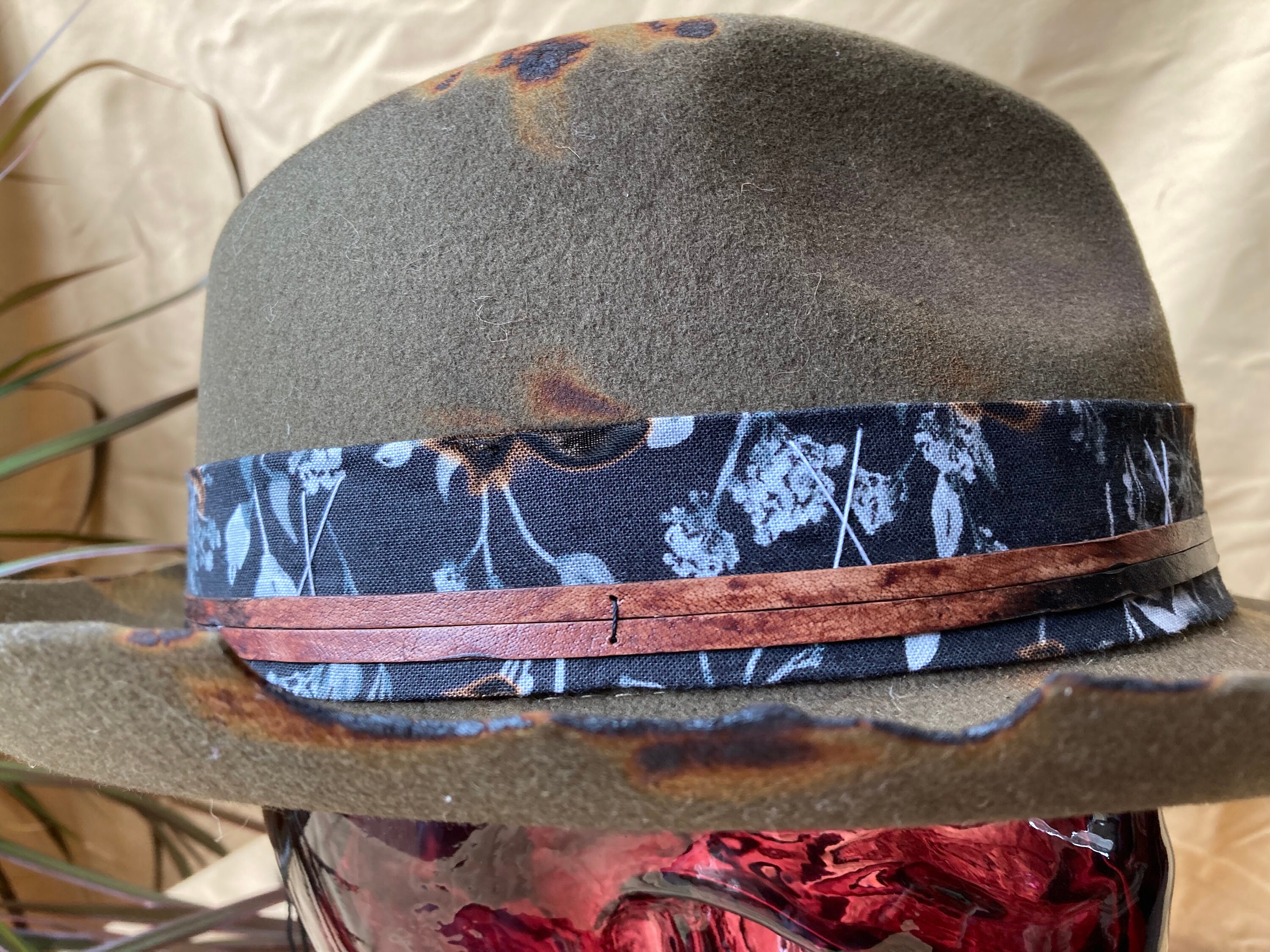 Pyro's Pride-fedora Green-felt Fedora-vintage Look-distressed Look - Etsy