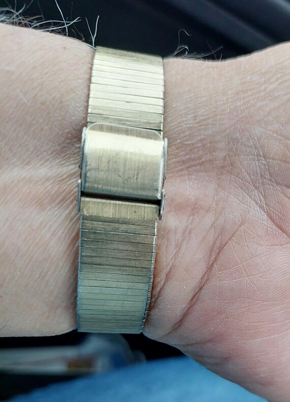 Hamilton Digital Quartz-1970s Collectible watch That … - Gem