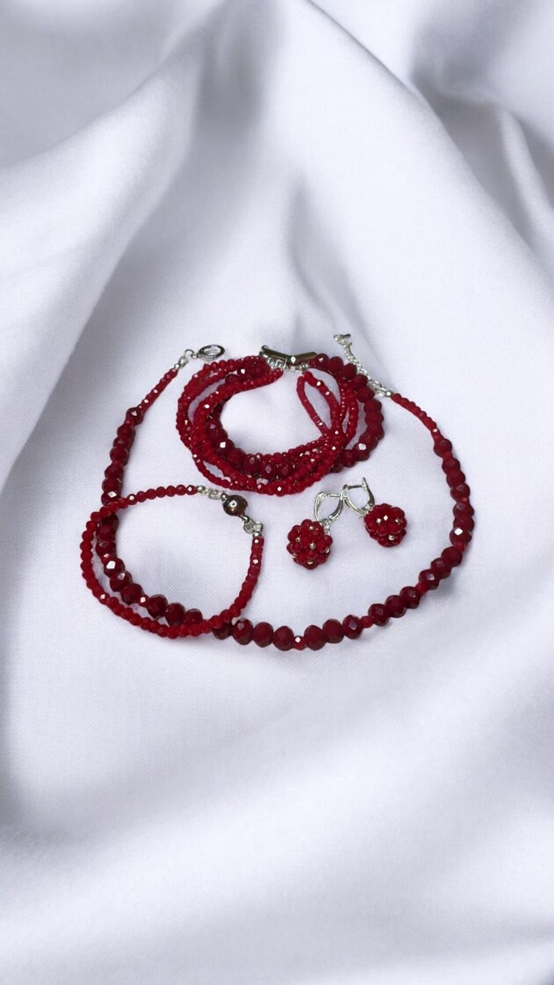 Set of Jewelry Made of Red Glass Rondel Beads of Various Sizes From 4 ...
