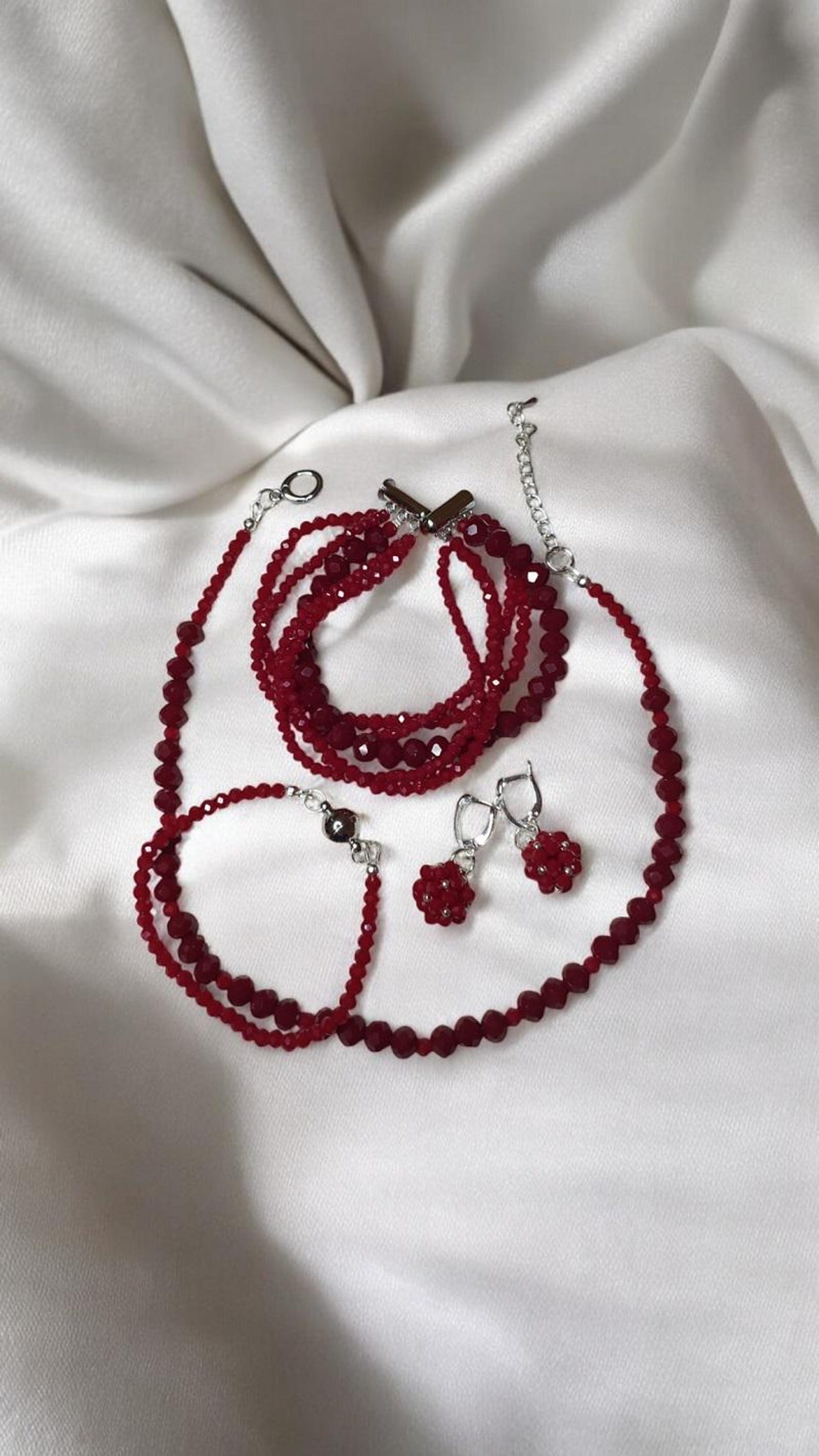 Set of Jewelry Made of Red Glass Rondel Beads of Various Sizes From 4 ...