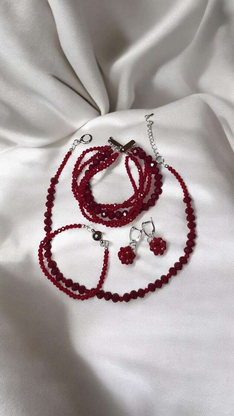Set of Jewelry Made of Red Glass Rondel Beads of Various Sizes From 4 ...