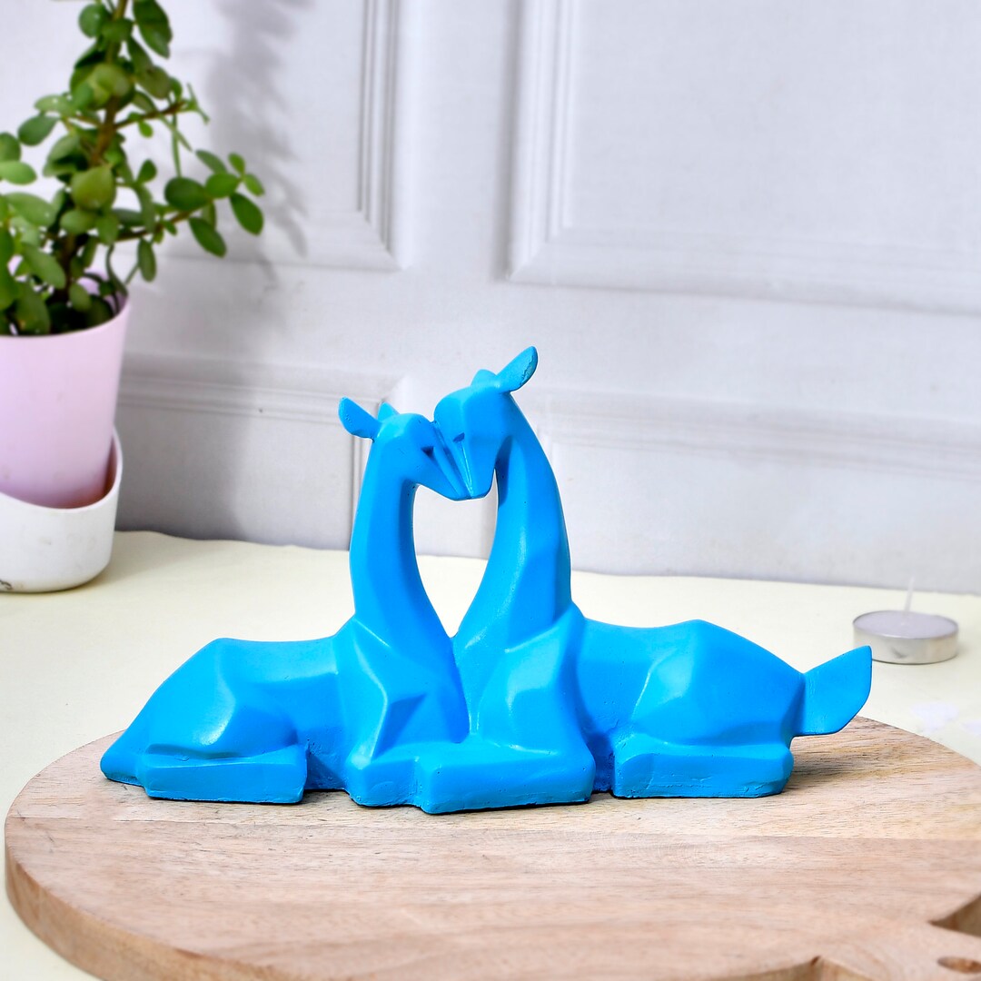 Romantic Couple Hugging Statue Handcrafted Resin Statue of a - Etsy