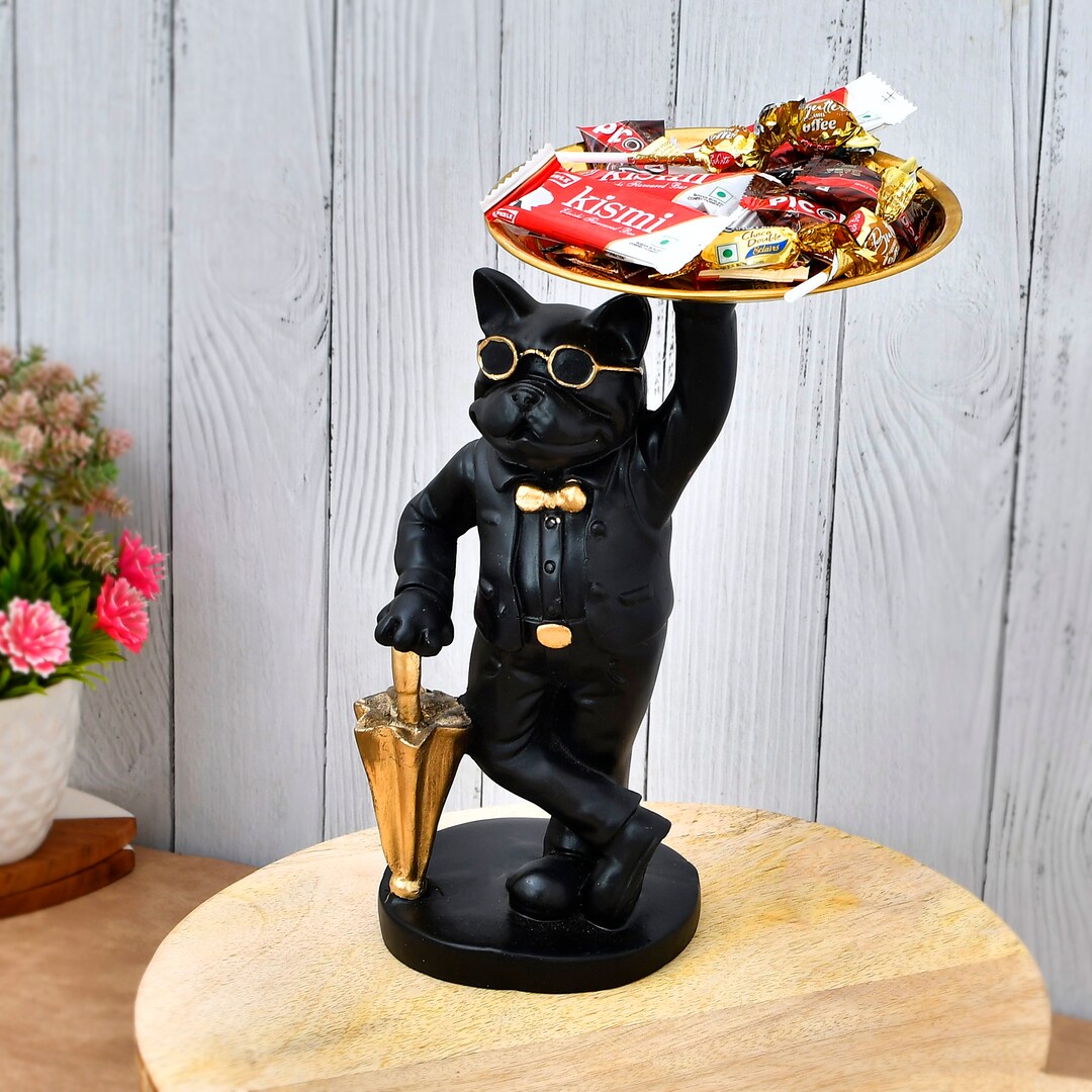 Romantic Couple Hugging Statue Handcrafted Resin Statue of a - Etsy