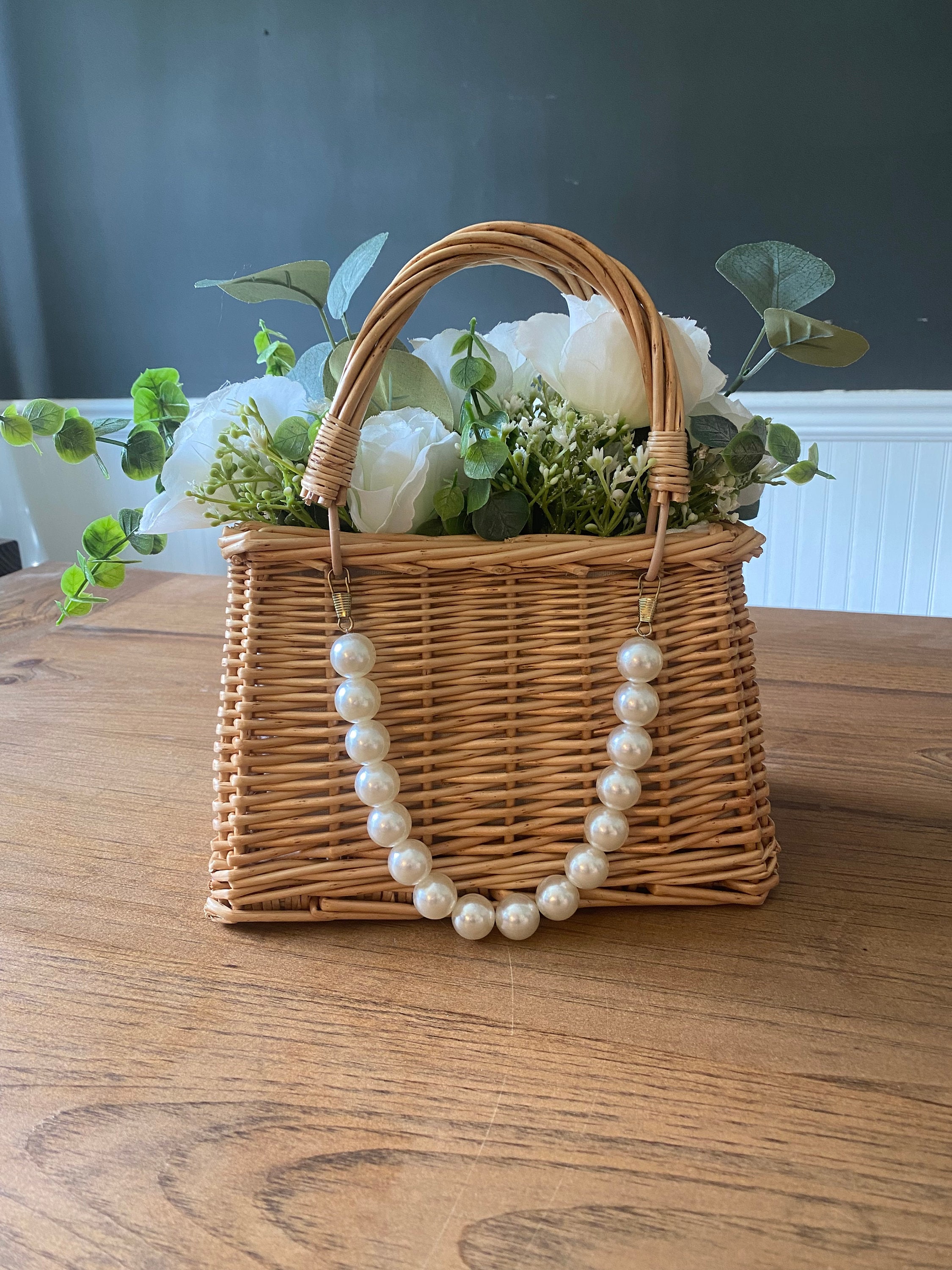 Bridesmaid Bouquet Basket / Bridesmaid Gift - Etsy