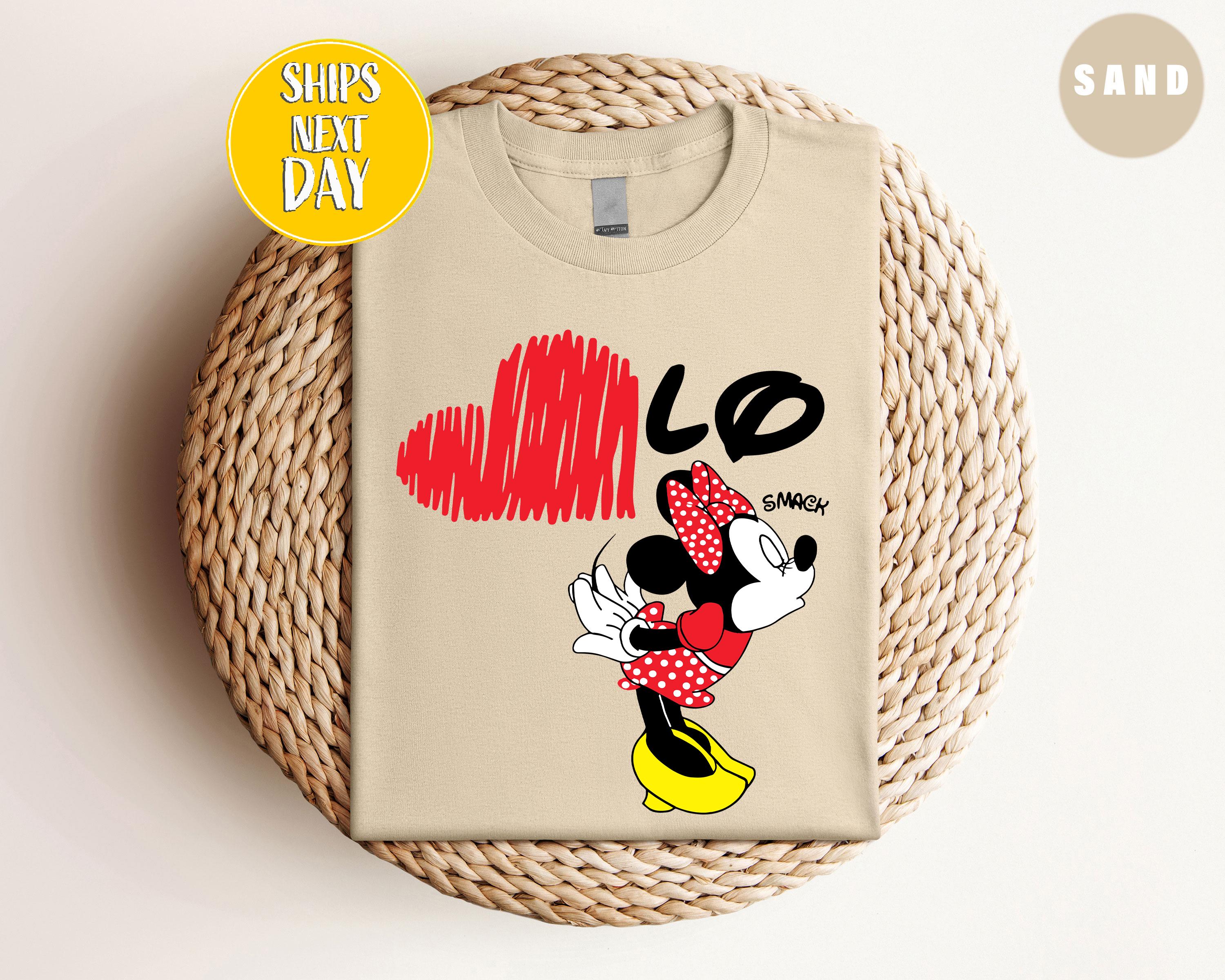 Kissing Mouse and Friends Smack T-shirt, Valentine's Day Love Heart ...