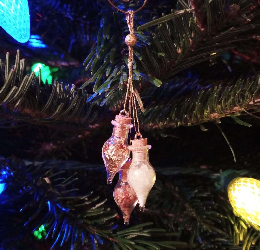 Gifts of the Magi Ornament With Gold, Frankincense, and Myrrh - Etsy