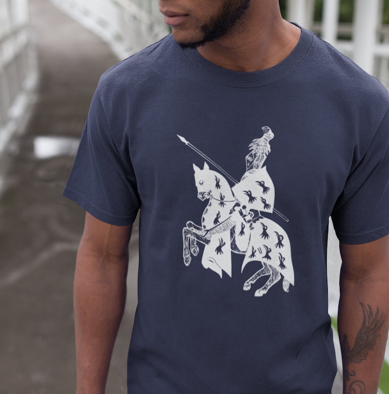 Medieval Knight Tshirt - Unisex T Shirt for Men & Women, Historic ...