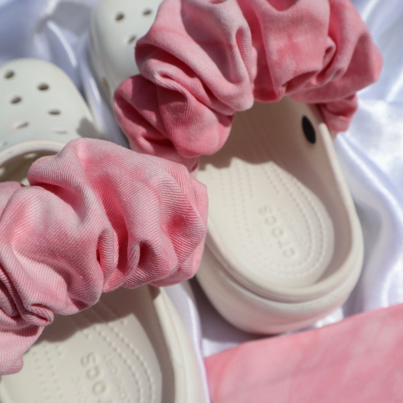 FALLEN IN LUV | Tie-dye Collection | Tie Dye Scrunchies | Scrunchies ...