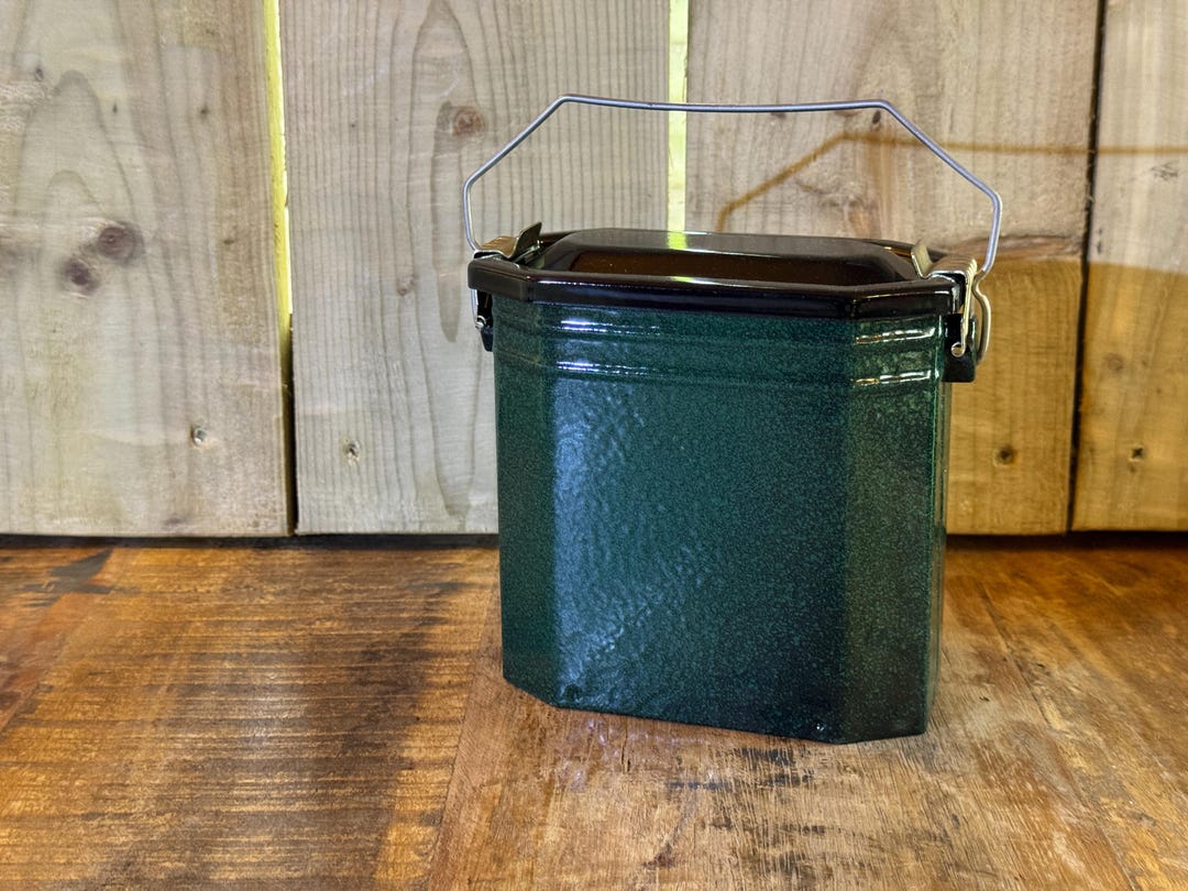 French Enamel Lunch Box / Lunch Tin - Green and Black - Medium - Etsy