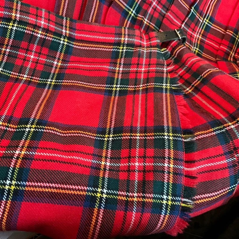 Women's Scottish Red Plaid Wool Kilt Skirt Pleats Black Jedburgh ...