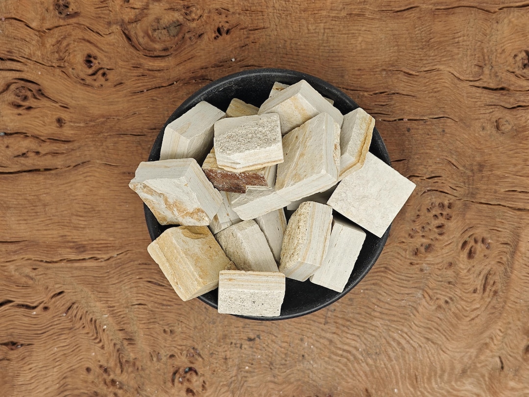 White Shale Rough Stone - Raw White Shale Crystals - Rocks - Minerals ...