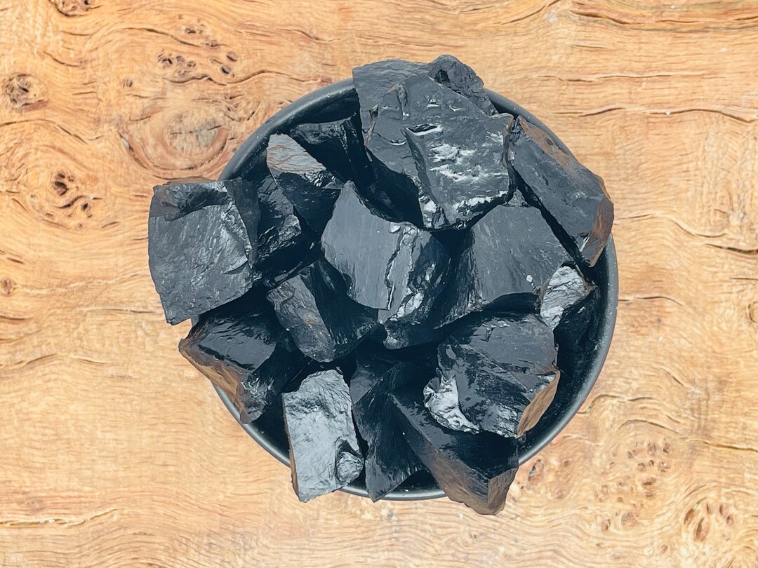 Rough Jet Stone - Raw Jet Stone - Crystal Mineral Chakra Heart ...