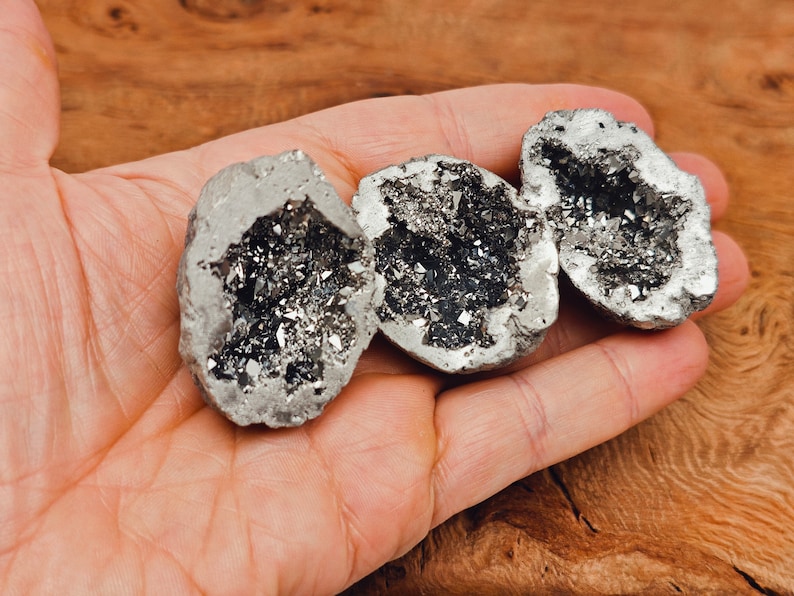 Silver Aura Quartz Geode Cluster - Rainbow Aura Quartz Geode Cluster ...