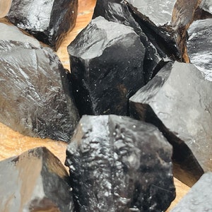 Rough Jet Stone - Raw Jet Stone - Crystal Mineral Chakra Heart ...