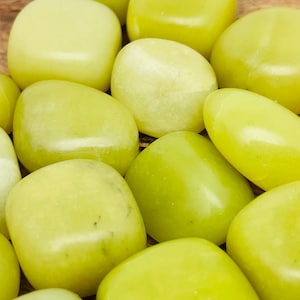 Lemon Jade Tumbled Stone - Tumbled Stone - Lemon Jade Nifty Jade Tumble ...