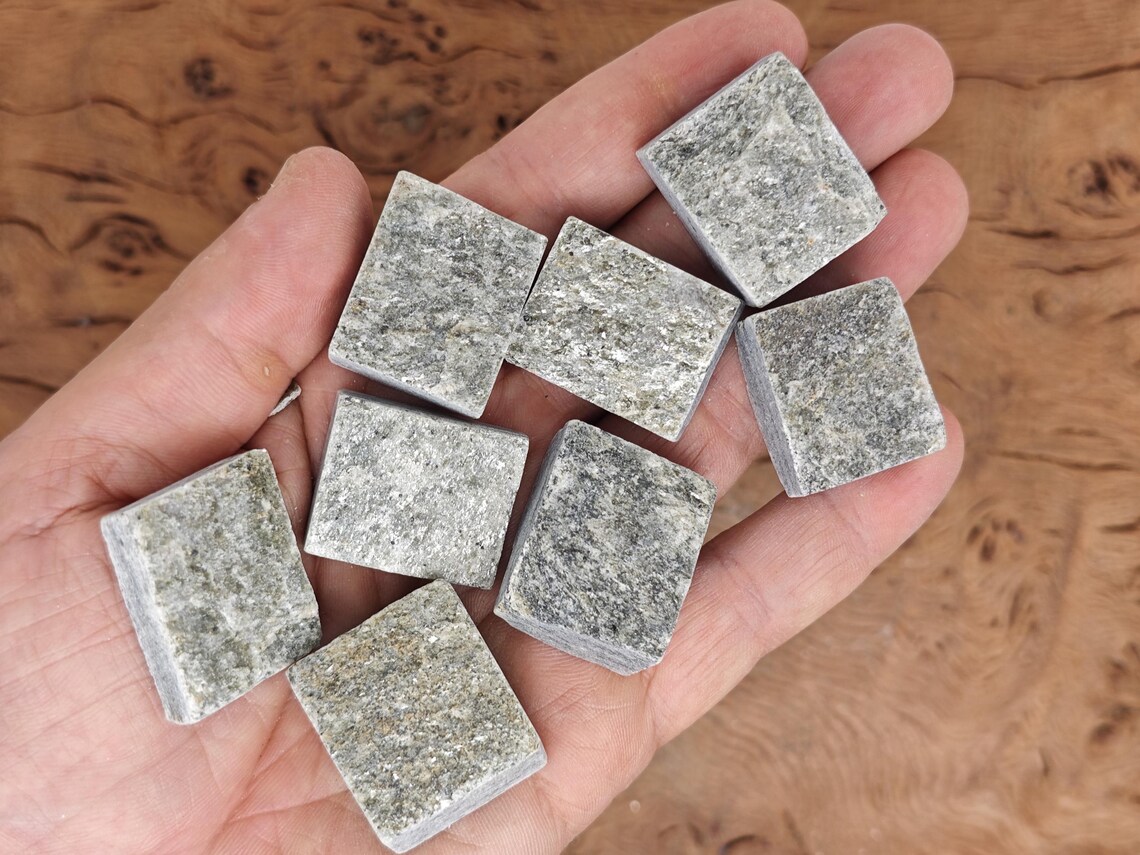 Mica Schist Rough Stone - Raw Mica Schist Crystals - Rocks - Minerals ...