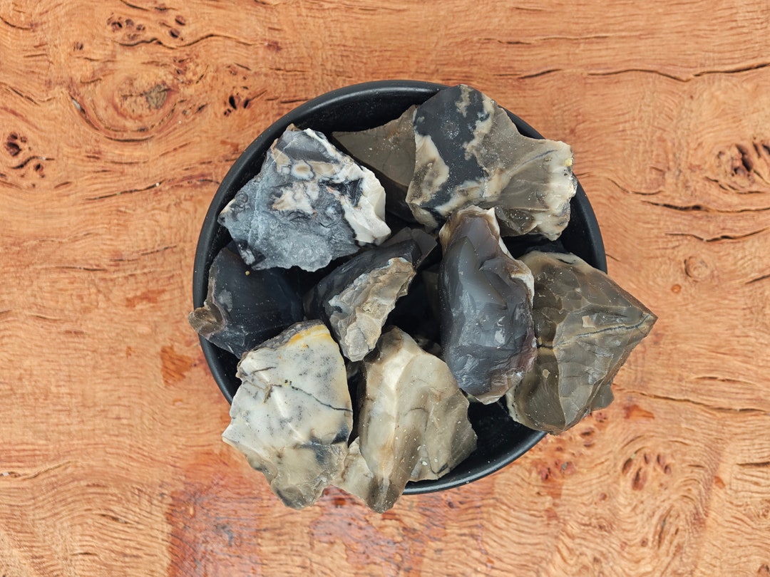 Fluorescent Volcanic Agate Rough Stone - Uv Reactive Volcanic Agate ...