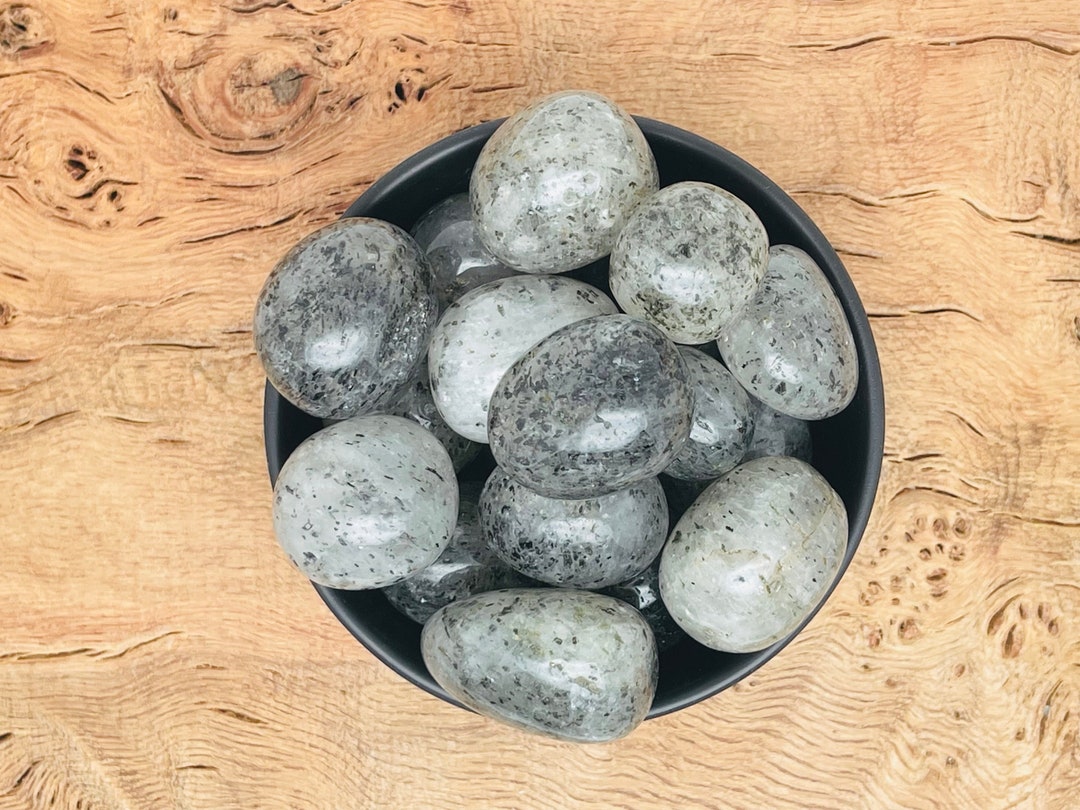 Pitaya Dragon Fruit Quartz - Heart Chakra Crystals - Pocket Stones ...